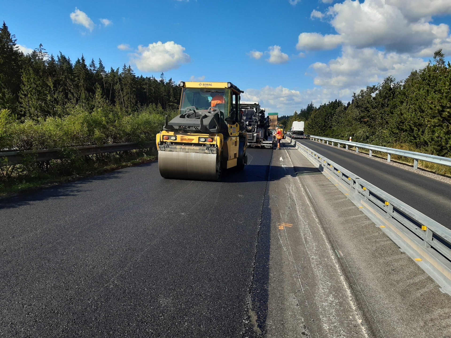 D5 – oprava AB vozovky v km 67,33 – 64,35 L - Ředitelství silnic a dálnic s. p. pro Plzeňský kraj