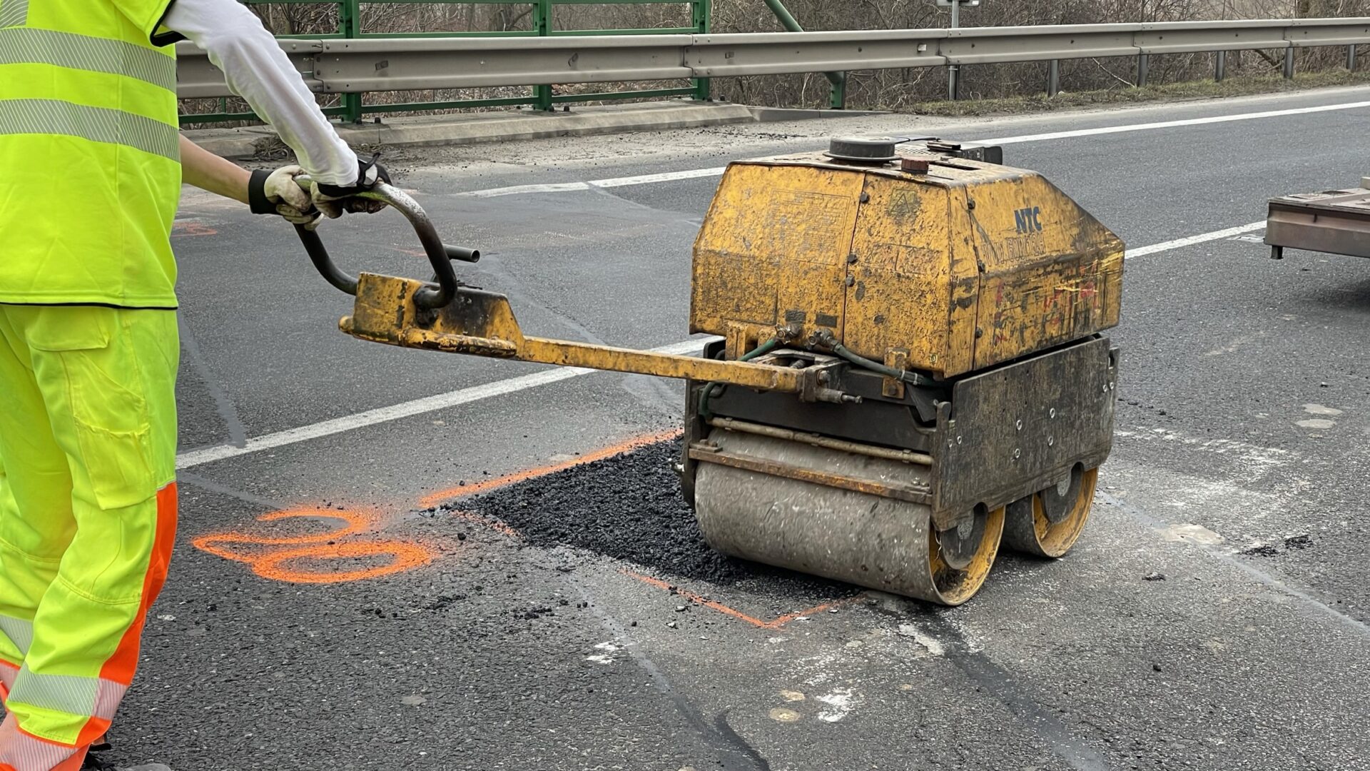Velkoplošné vysprávky omezí provoz na silnici I/49 ve Zlíně ve dnech 17. - 18. listopadu ...