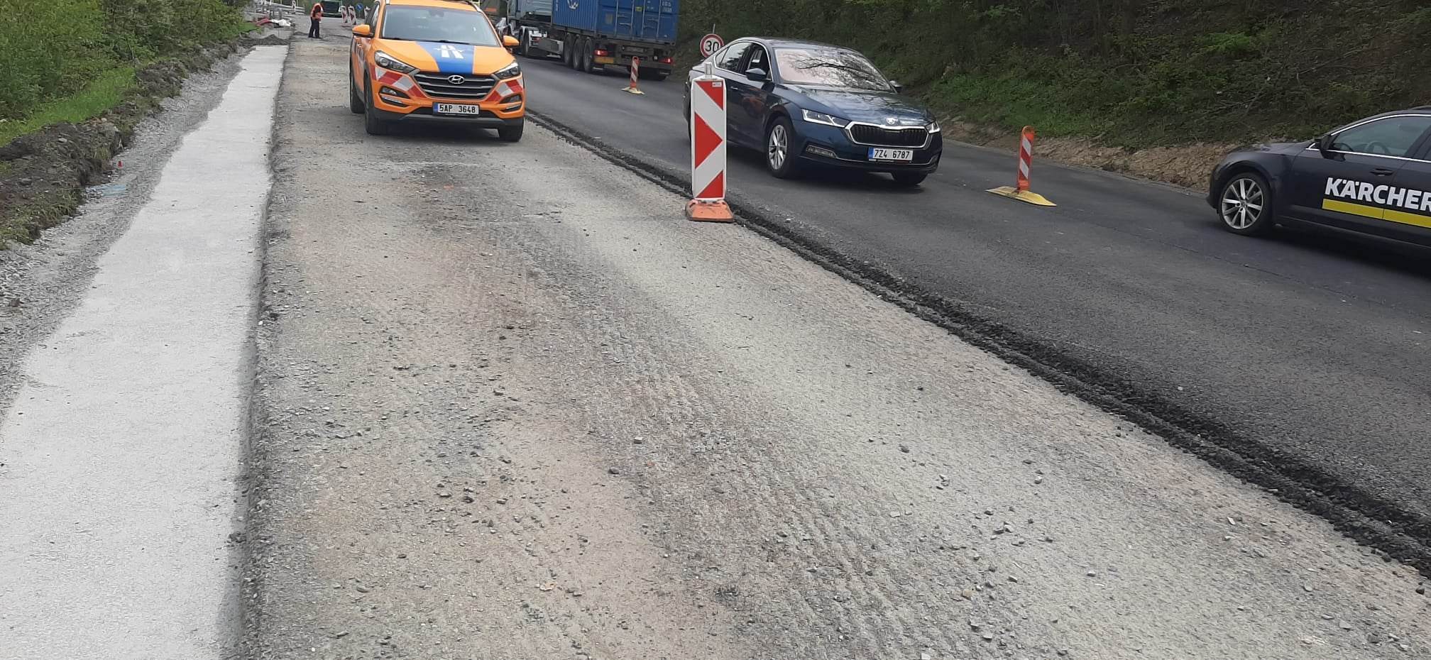 Dopravní omezení na silnici I/49 ve zlínské části Příluky potrvá do ...